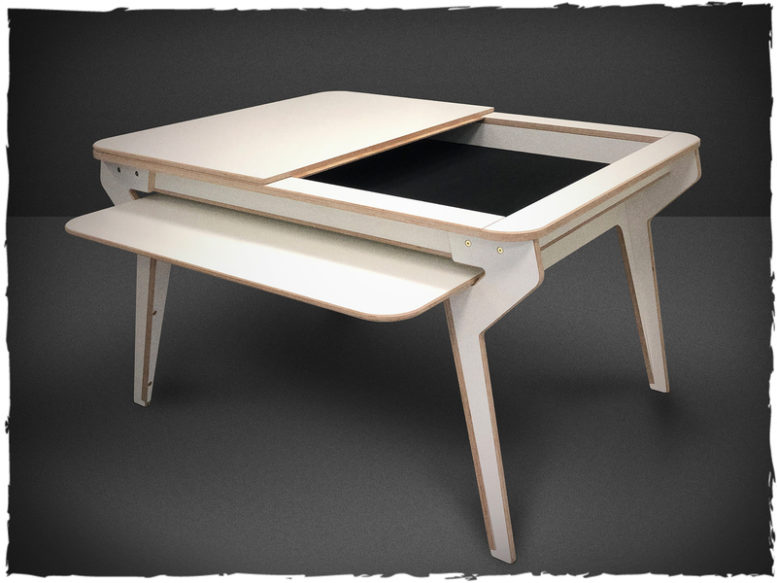 Hobby / game table | DeepCut Studio