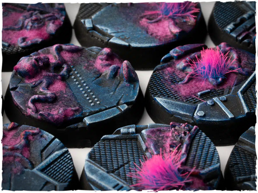 Battle ready bases - Alien Infestation, 25 mm, round, x10 | DeepCut Studio